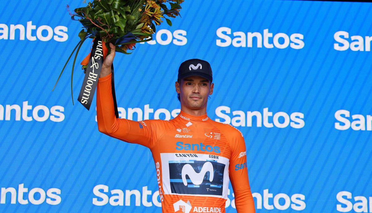 Javier Romo, victoria y liderato en el Tour Down Under